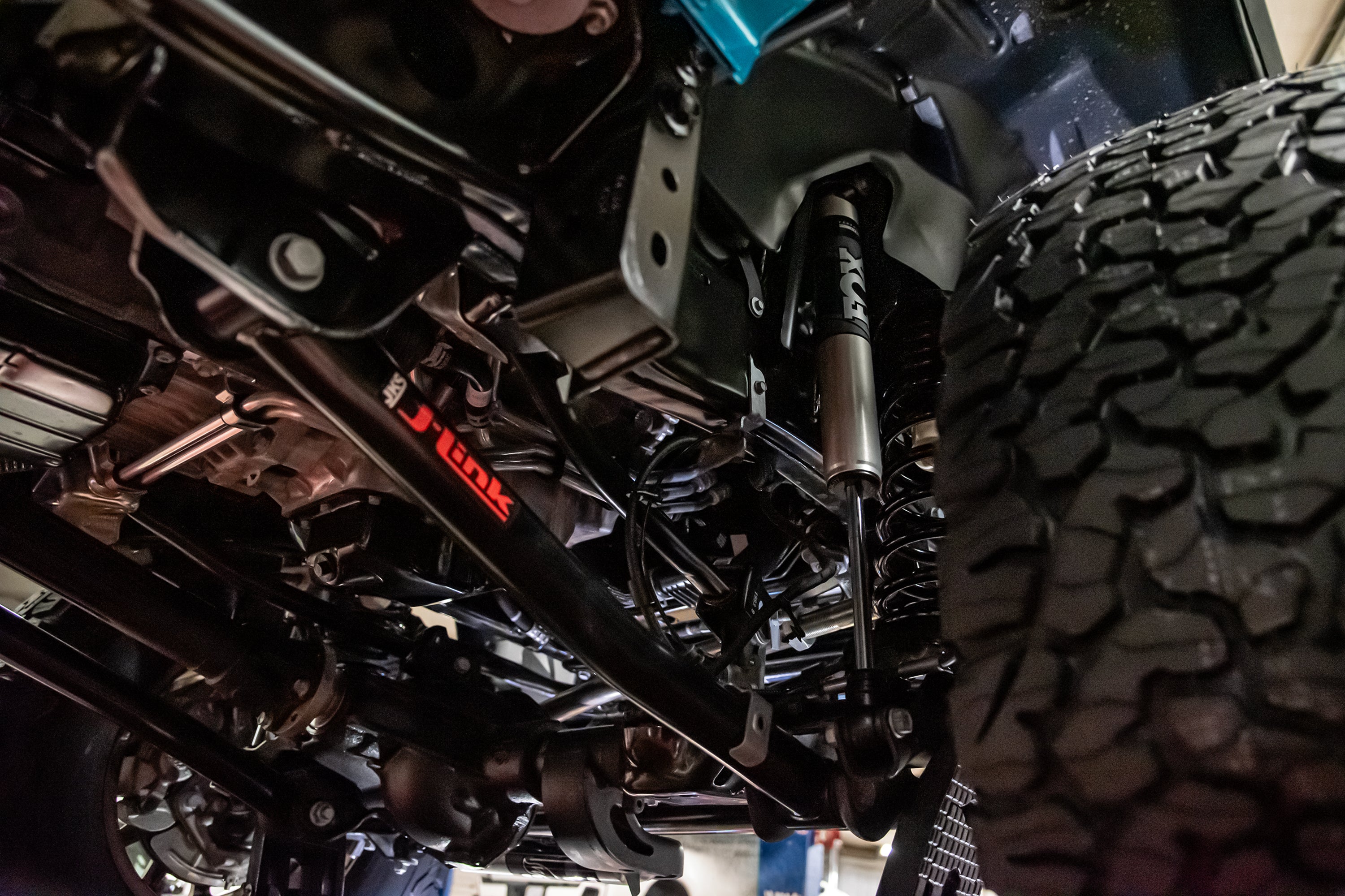 JKS 2018-2025 Jeep Wrangler JL RHD 4 Door J-Venture FOX Shock 2.0 ...